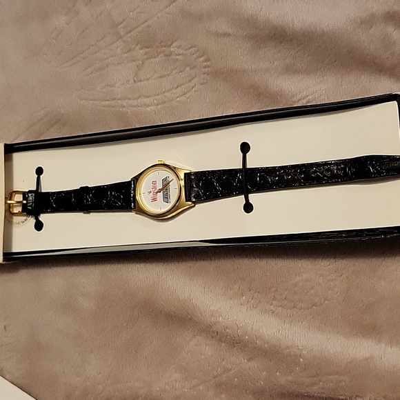 Sweda Winston | Accessories | Vintage Winston Winners Club Sweda Watch ...